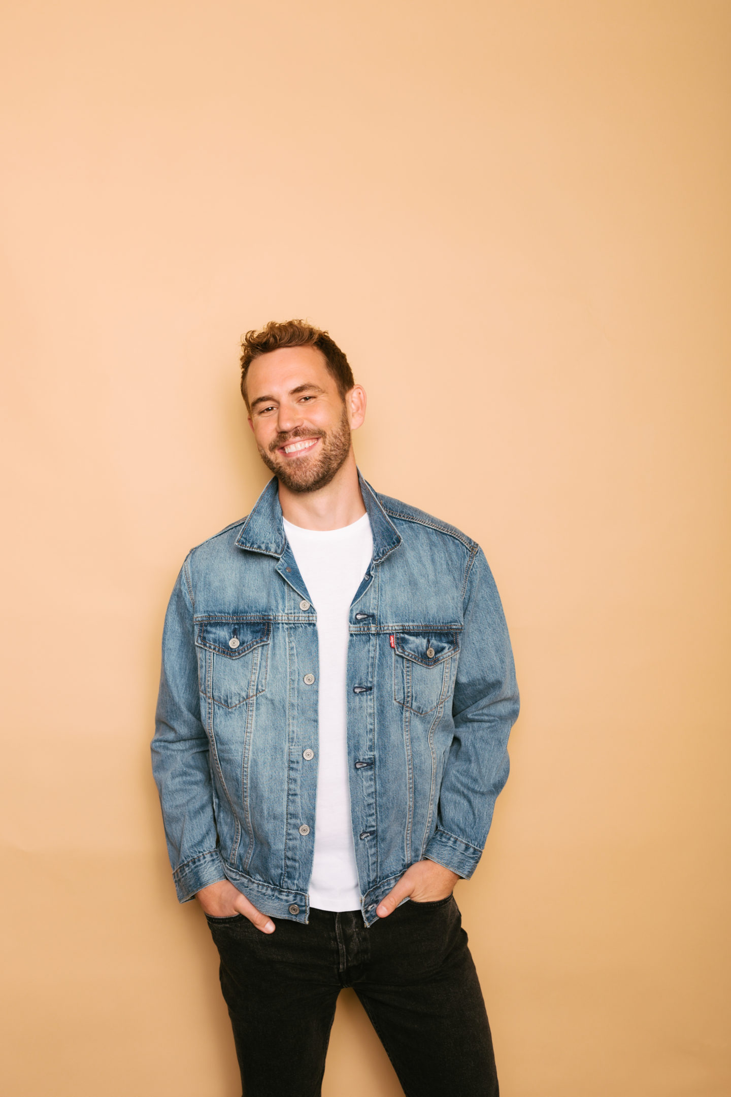 Nick Viall Says It Like It Is in New book, Don’t Text Your Ex Happy ...